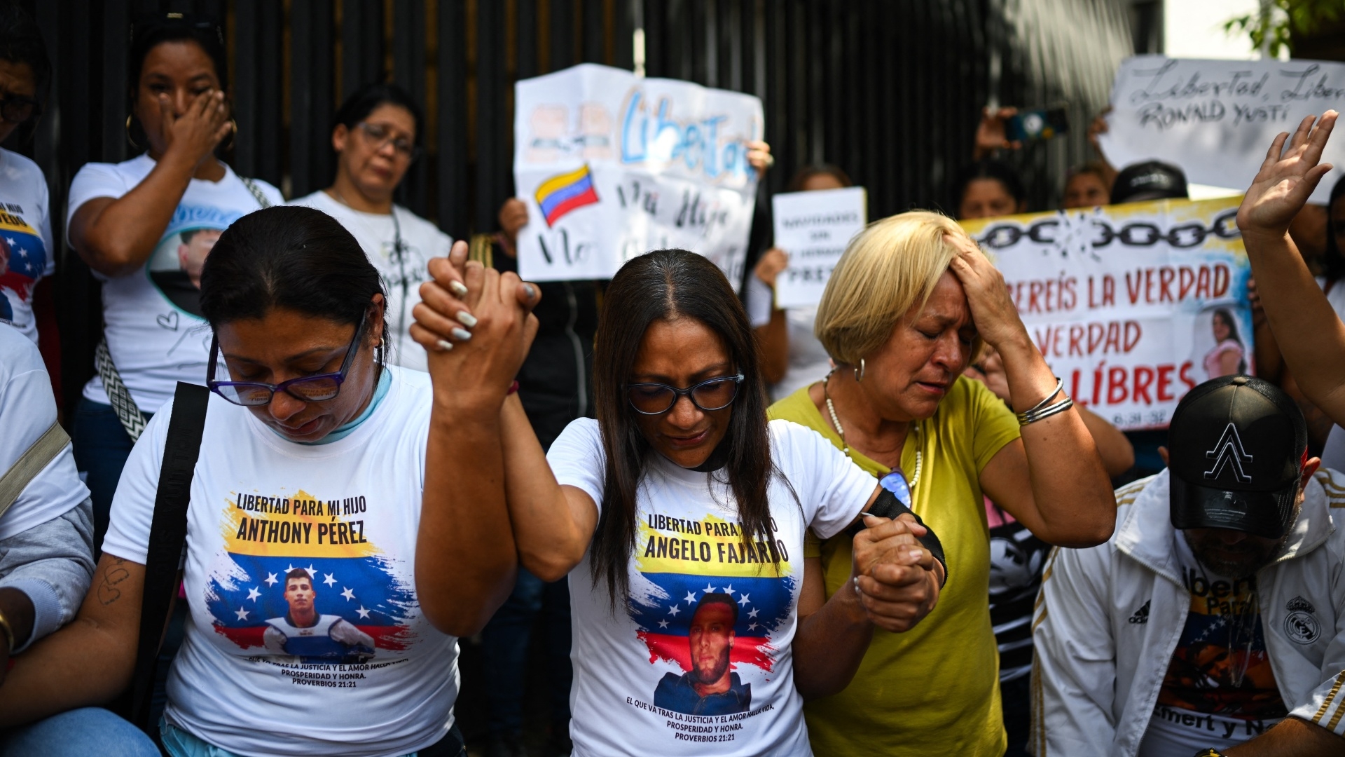 World Report 2025 | Human Rights Watch