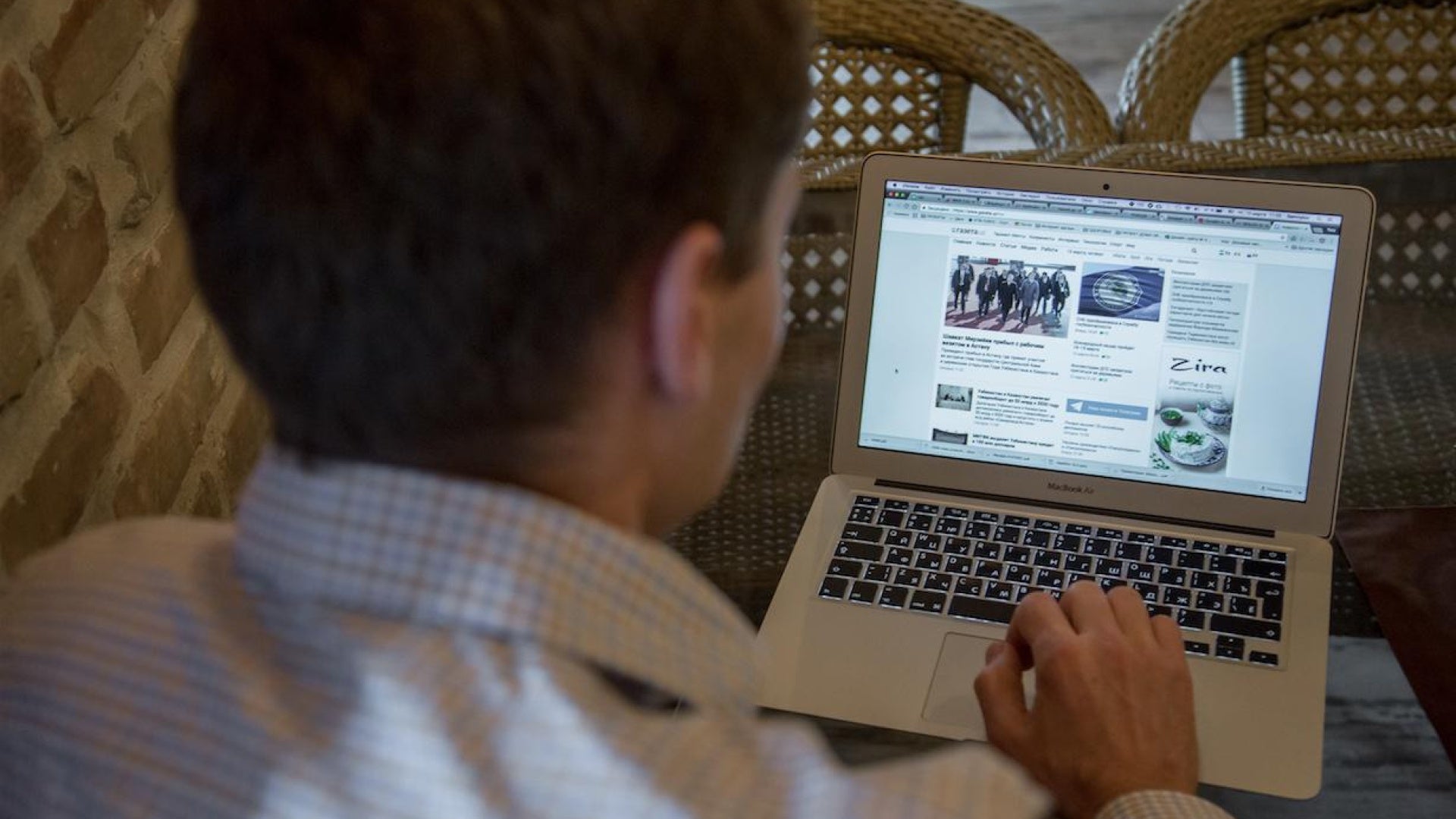 Let Uzbekistan’s Inspiring Journalists Do Their Work | Human Rights Watch