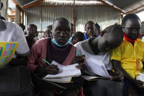 South Sudan Expands Access to Free Education | Human Rights Watch