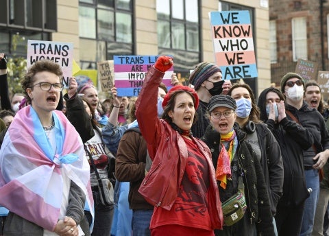 UK: Court Ruling Threatens Trans People | Human Rights Watch