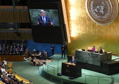 Soixante-dix-neuf ans sans femme à la tête de l'ONU | Human Rights Watch