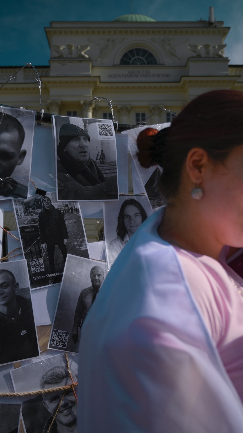 Hundreds of Belarusians in Prison for Exercising Their Rights | Human ...