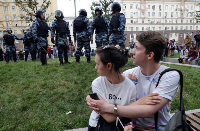Russia: Peaceful Protesters Detained, Abused | Human Rights Watch