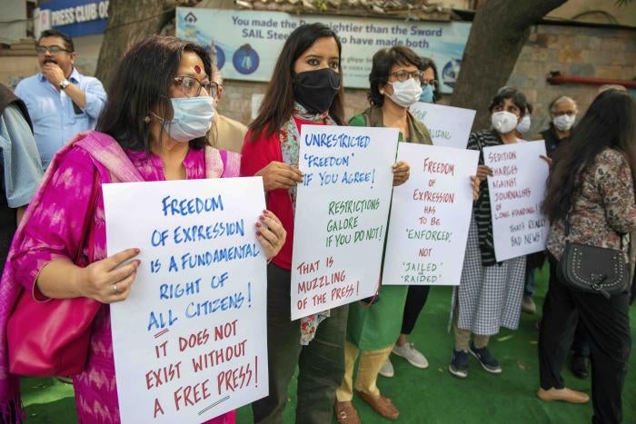 India: Media Freedom Under Threat | Human Rights Watch