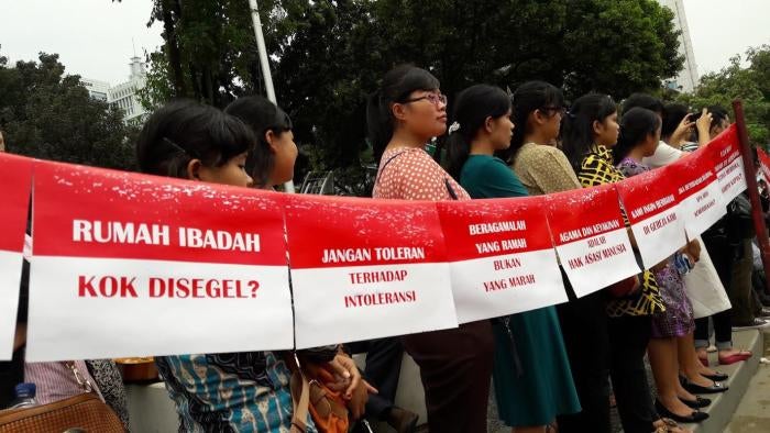 Indonesia Ruling Lifts Blasphemy Prosecution Threat to Religious ...