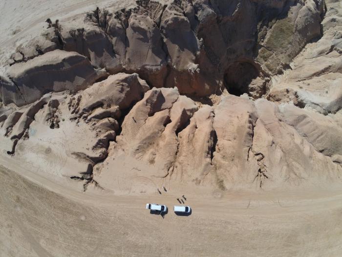 Syria: ISIS Dumped Bodies in Gorge | Human Rights Watch