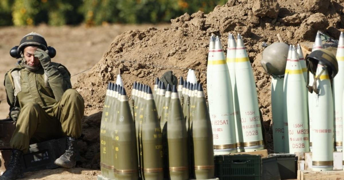 The Dangers of White Phosphorus in Gaza | Human Rights Watch