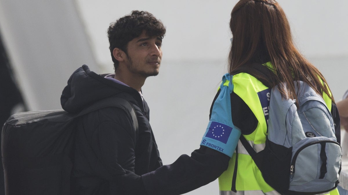 Frontex Turns a Blind Eye to Greece’s Border Abuses | Human Rights Watch