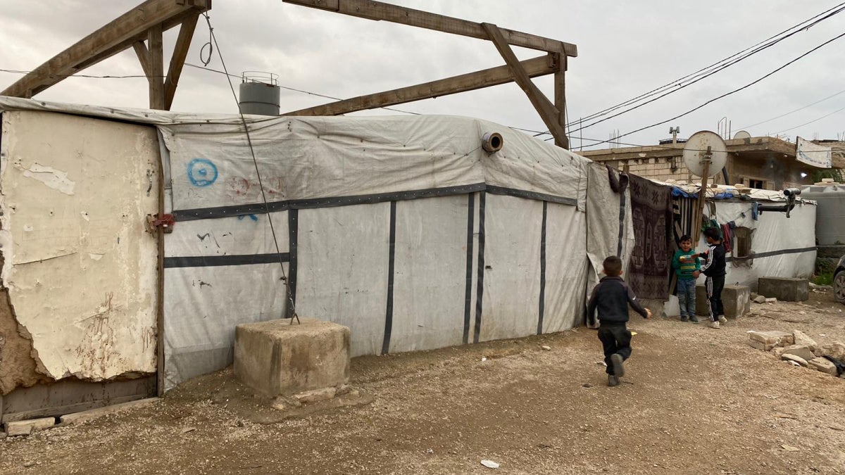 Lebanon: Dire Conditions for Syrian Refugees in Border Town | Human ...