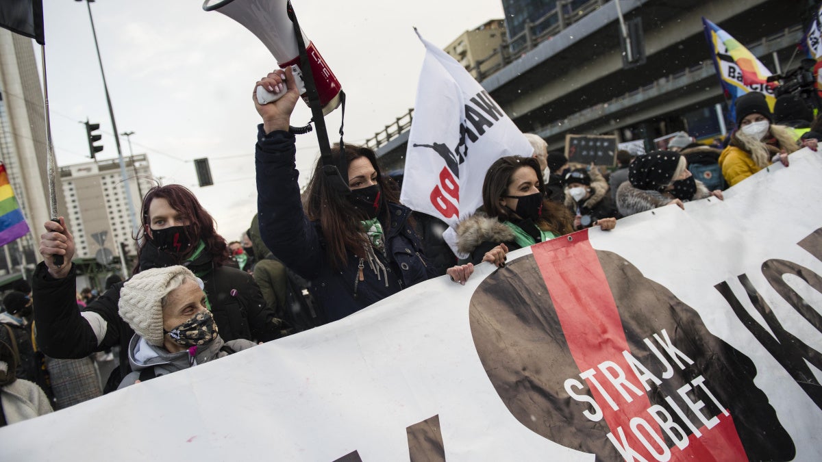 Poland: Escalating Threats to Women Activists | Human Rights Watch