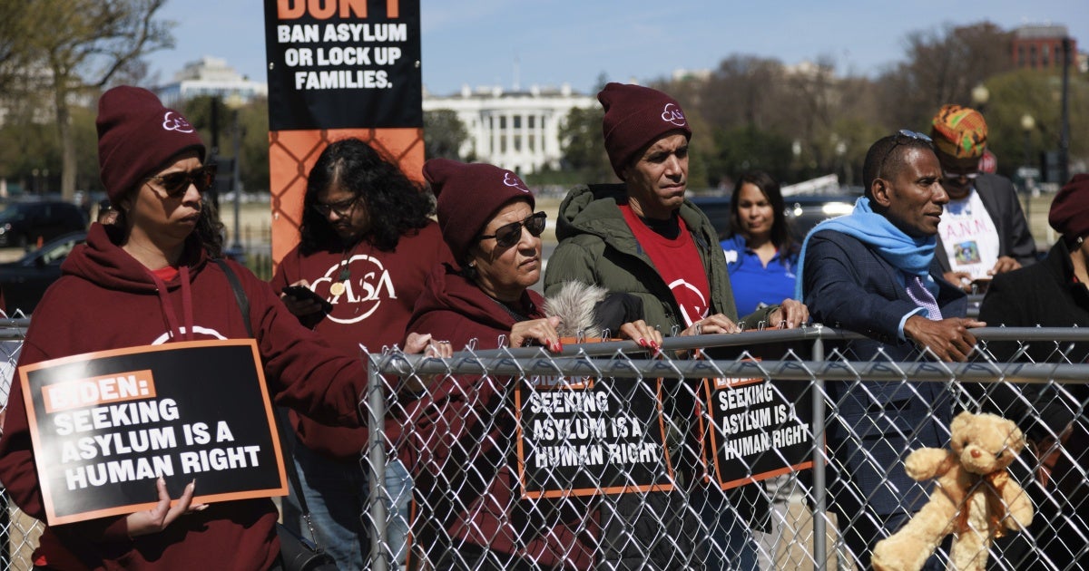 Playing Politics with the Right to Seek Asylum in the US | Human Rights ...