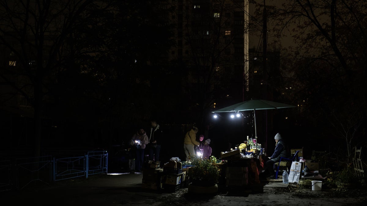 The Light Ukraine Cannot Lose: Justice | Human Rights Watch