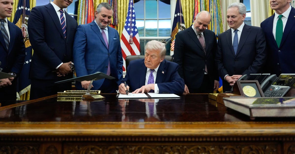 Trump AI Laws: Accountability Under Fire? | Updates & Impact - World ...