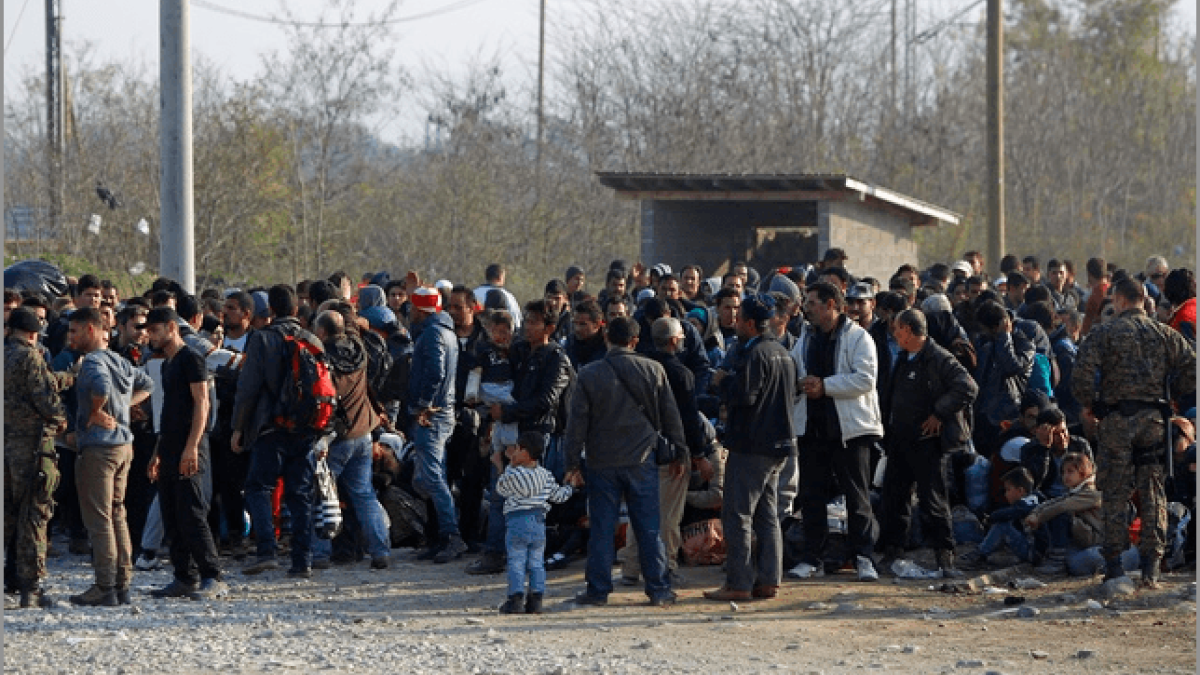 Dispatches: Discrimination at Western Balkan Borders Puts People at ...