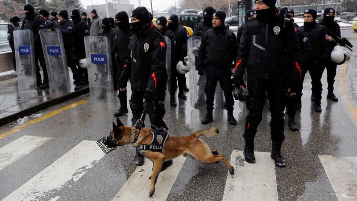 Turkey's Crackdown Deepens: Daily Brief, 1 May 2017 | Human Rights Watch