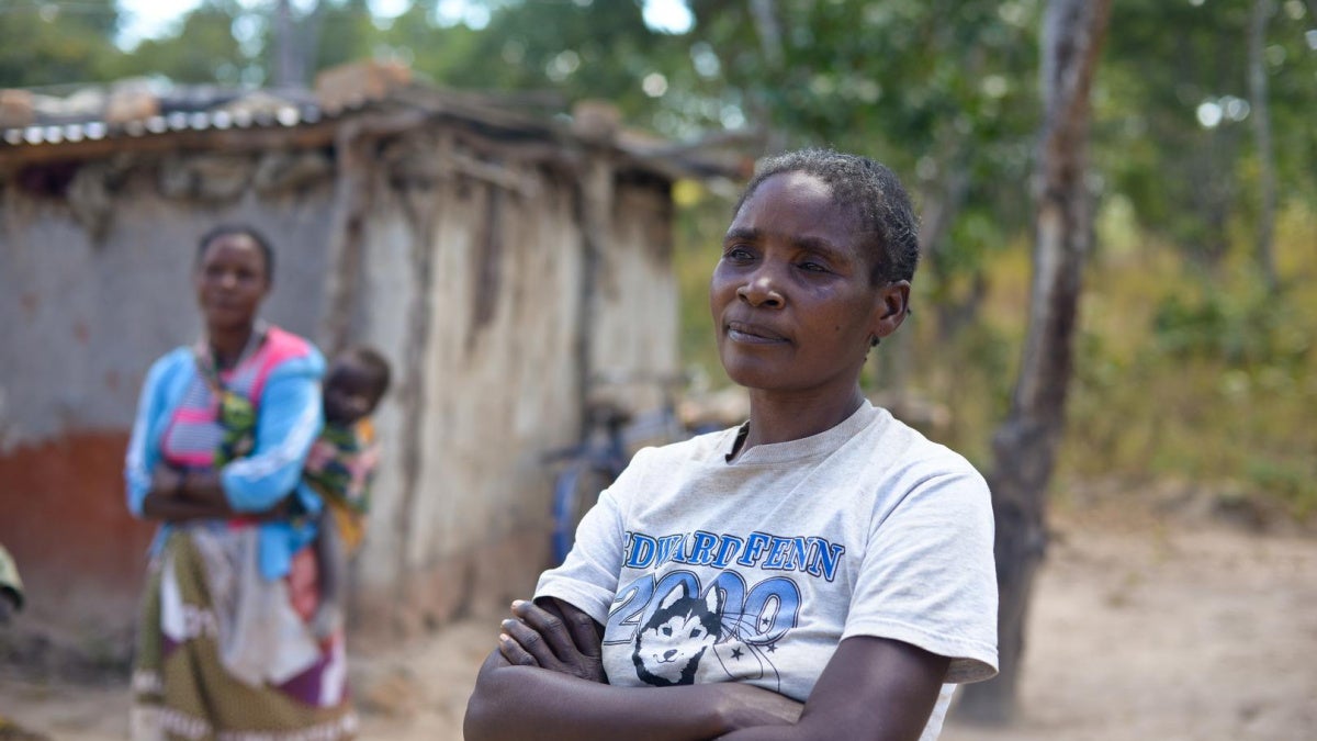 After Seven Years, Displaced Villagers Might Get Land | Human Rights Watch