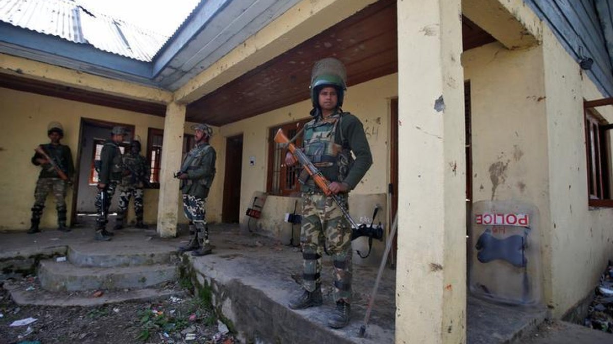 No One Should Defend the Use of a Human Shield by the Army | Human ...