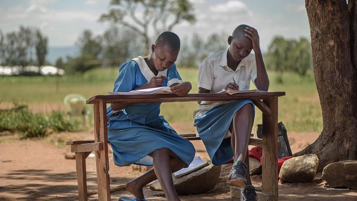 Giving Girls a Future: Empowering Pregnant Girls and Adolescent Mothers ...