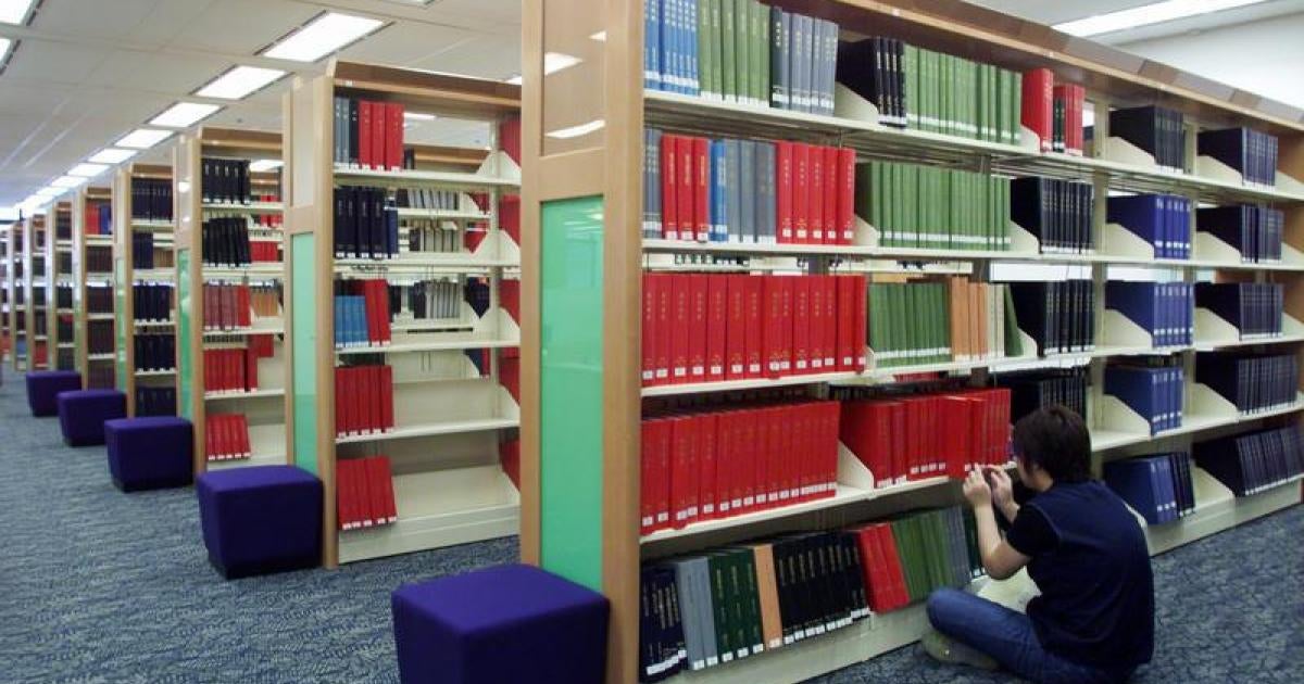 Hong Kong: LGBT-Themed Books Restricted in Libraries | Human Rights Watch