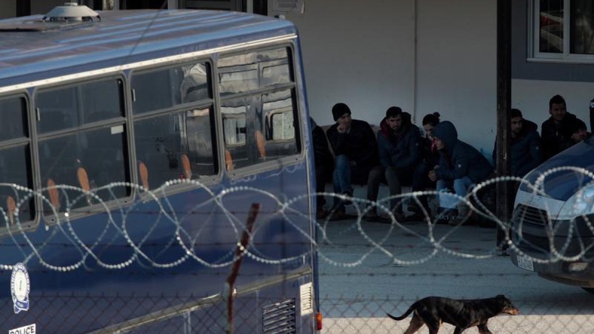 Greece: Violent Pushbacks at Turkey Border | Human Rights Watch