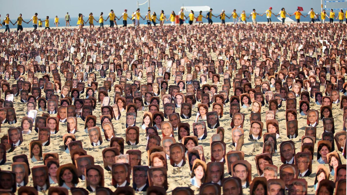 Iran: Arrests, Harassment of Baha’is | Human Rights Watch