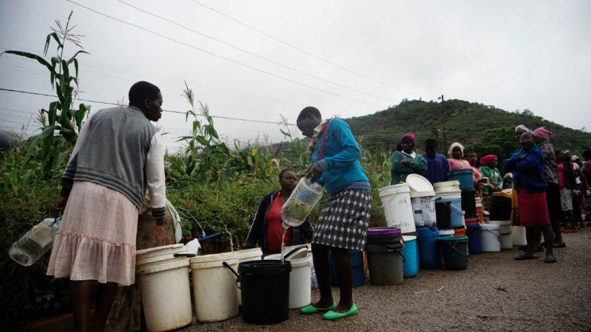 Zimbabwe Should Investigate Allegations of Aid Abuse | Human Rights Watch