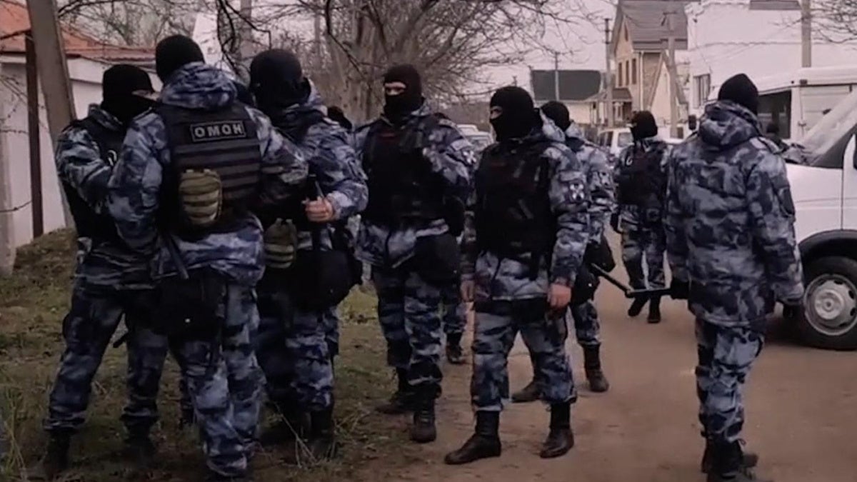 Video: Crimean Tatars Face Unfounded Terrorism Charges | Human Rights Watch