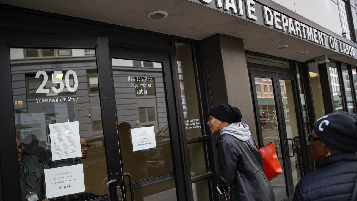 US: Economic Relief Package Shortchanges Workers | Human Rights Watch